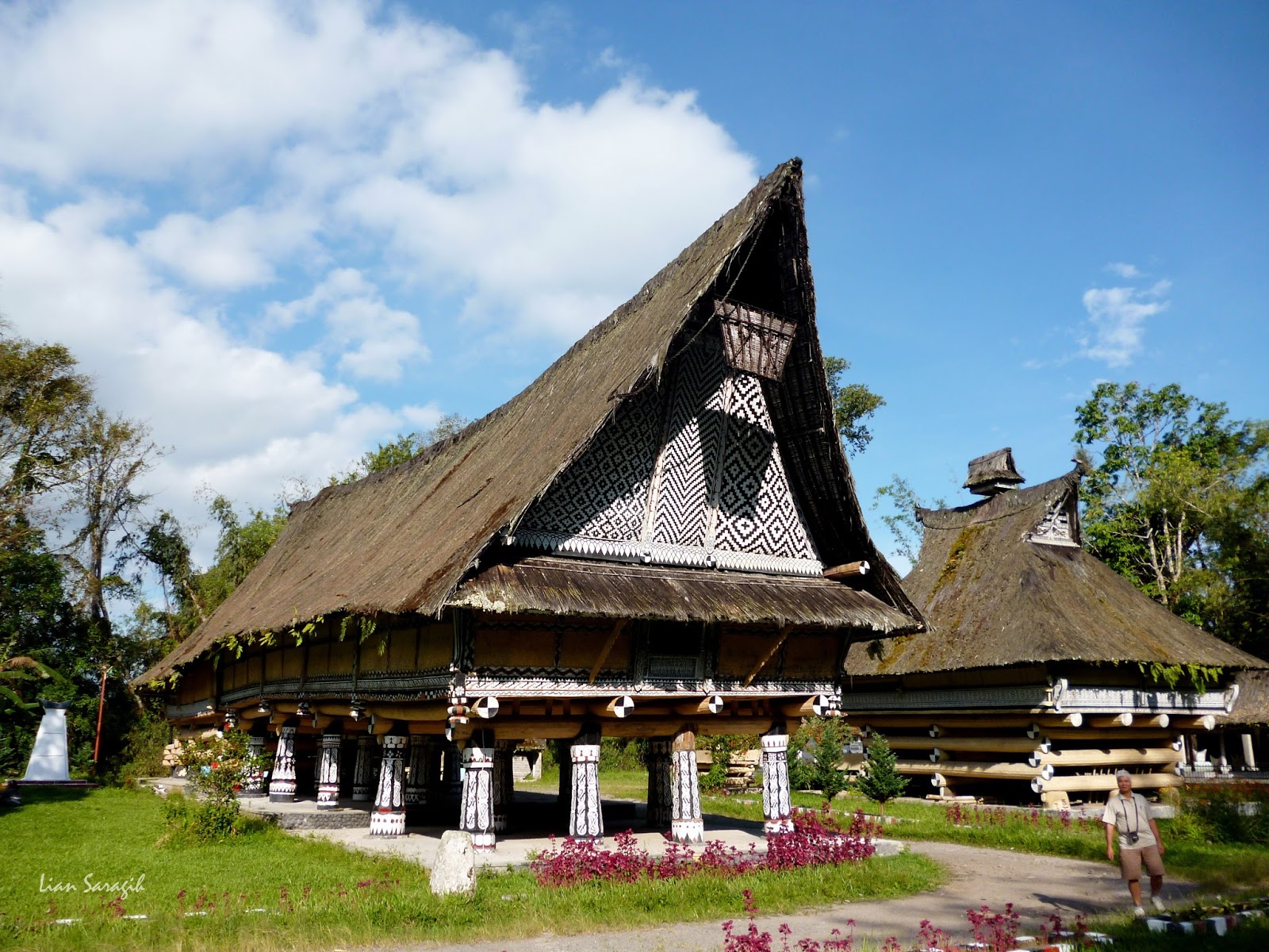 Rumah Raja Purba Simalungun,Sumatera Utara-INDONESIA
