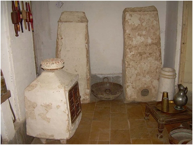 Roznamcha -Karguzari: Traditional Haryanvi Kothi for grain storage and ...