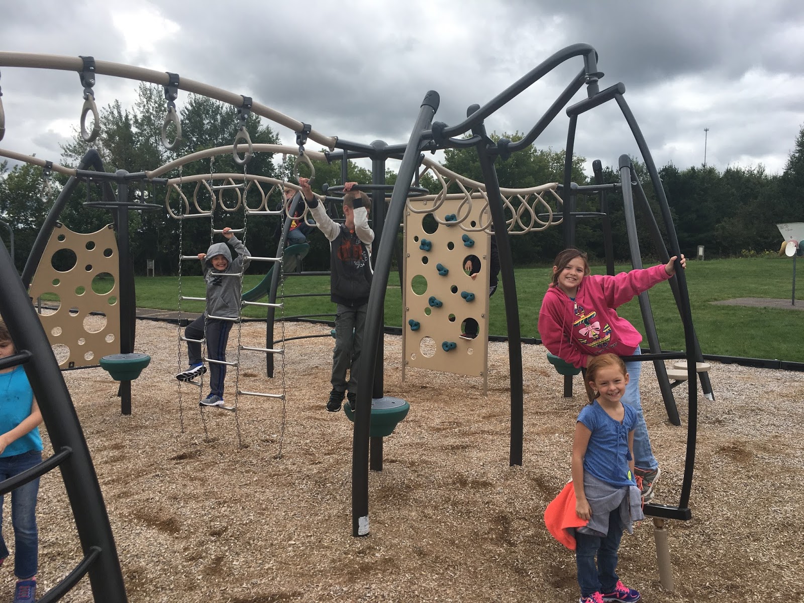 Mrs. Smith's classroom blog: Outside Recess