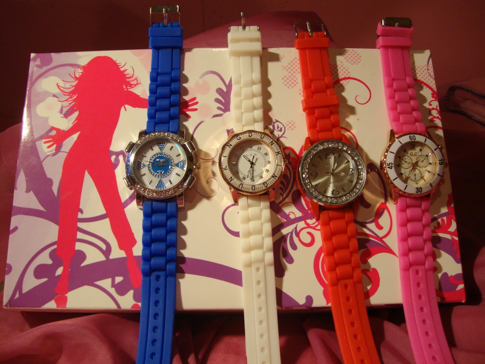 Women´s Colors: DIVIÉRTETE CON COLORIDOS RELOJES