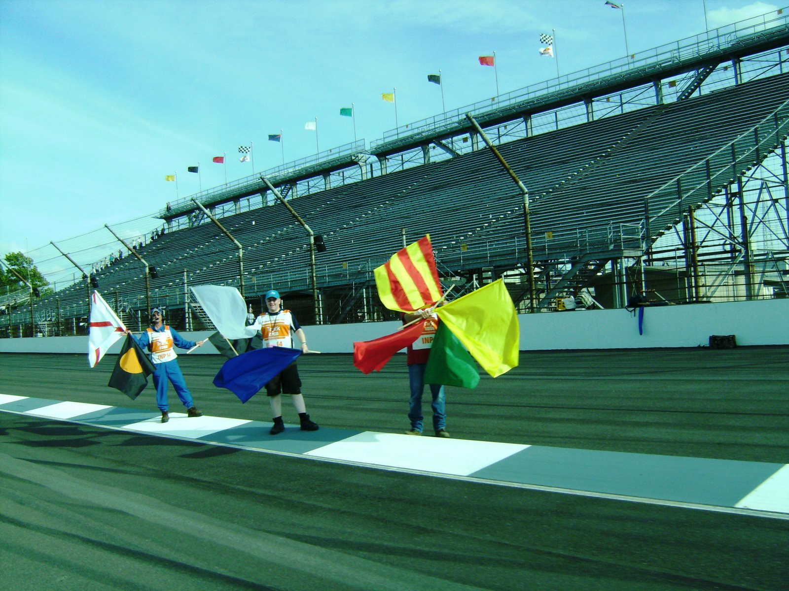 dsulistiyo love VR46: FLAGS NOTIFICATION FOR MOTOGP RACE