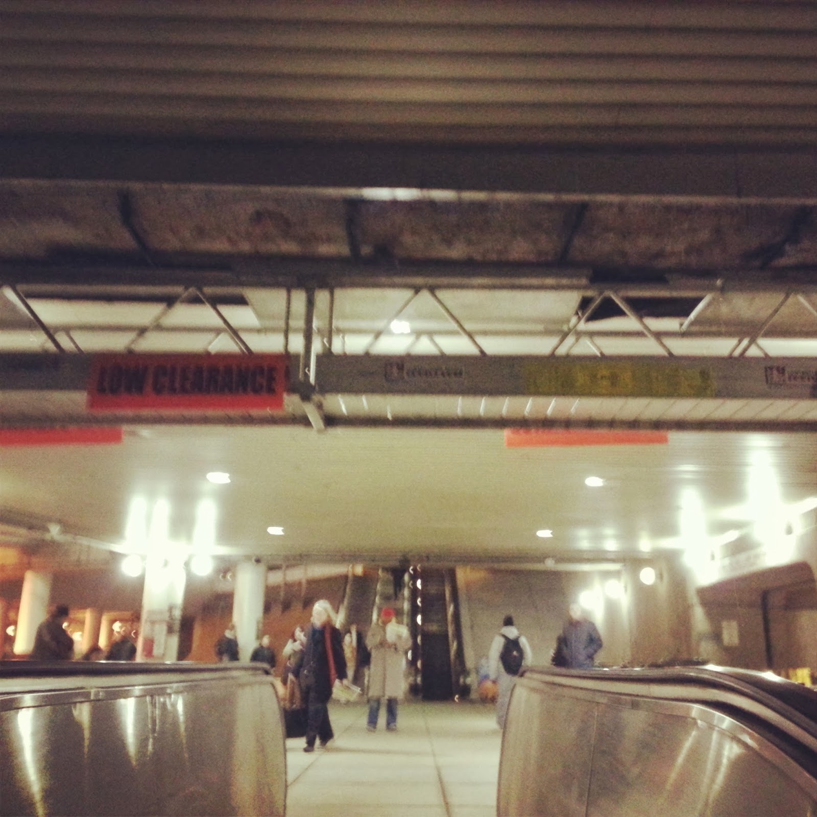 Robert Dyer @ Bethesda Row: WMATA BEGINS REPAIR OF LEAKING CEILING OVER ...
