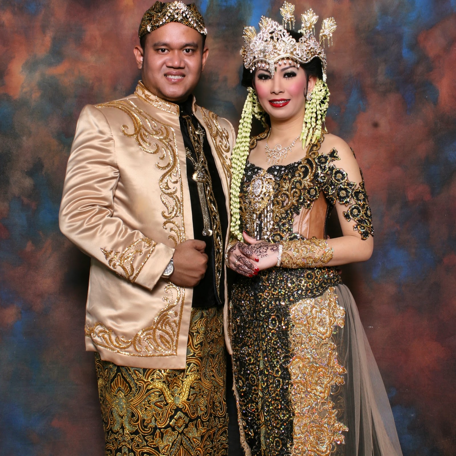 RIAS PENGANTIN ADAT SUNDA SIGER | Primerawedding Cadangan