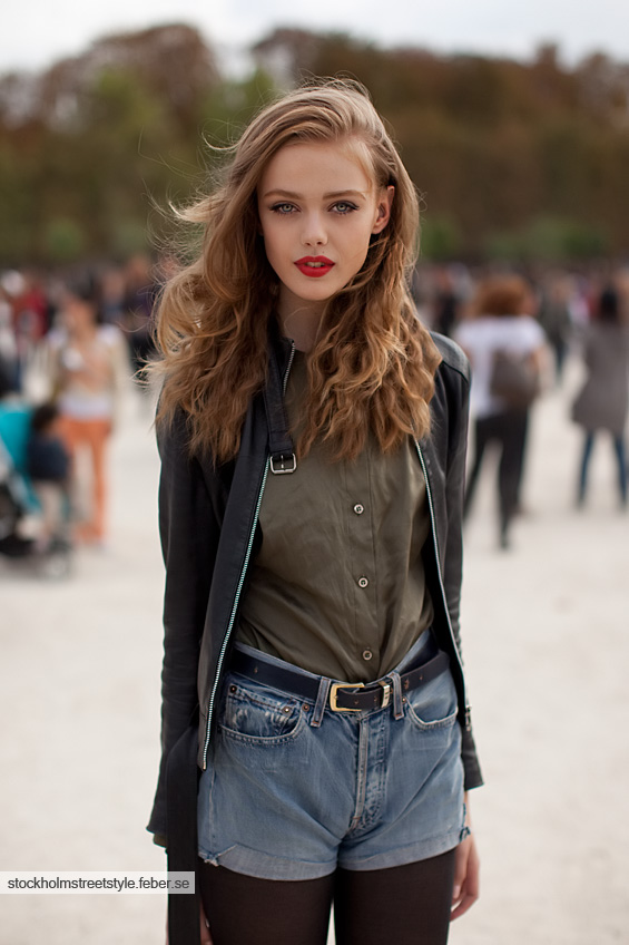 Skinny and Tall Models: Frida Gustavsson Street Style