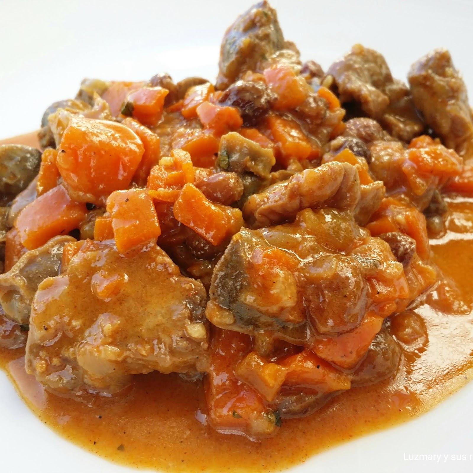 Luzmary y sus recetas caseras: MOLLEJAS DE POLLO EN SALSA ( COOKER 8 EN 1 )