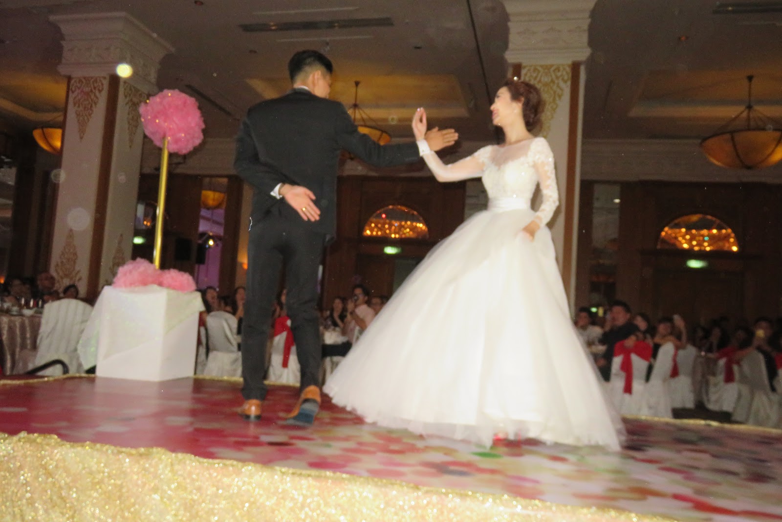 Kee Hua Chee Live!: PART 2---GRAND AND ROMANTIC WEDDING OF THE YEAR ...