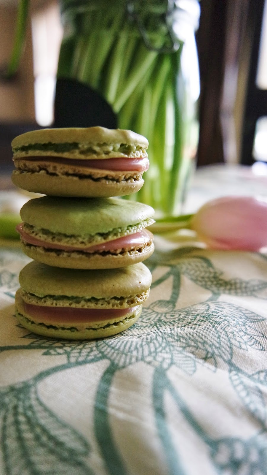 Pancit Princess: Pandan Coconut Macaron with Lychee Ganache filling