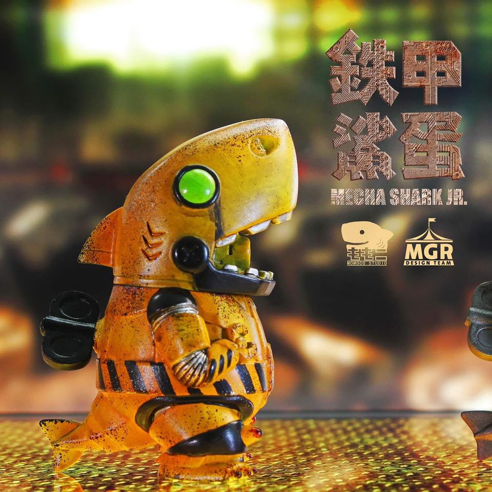 "EMGY Edition" MECHA SHARK JR by Momoco Studio x MGR Design Team