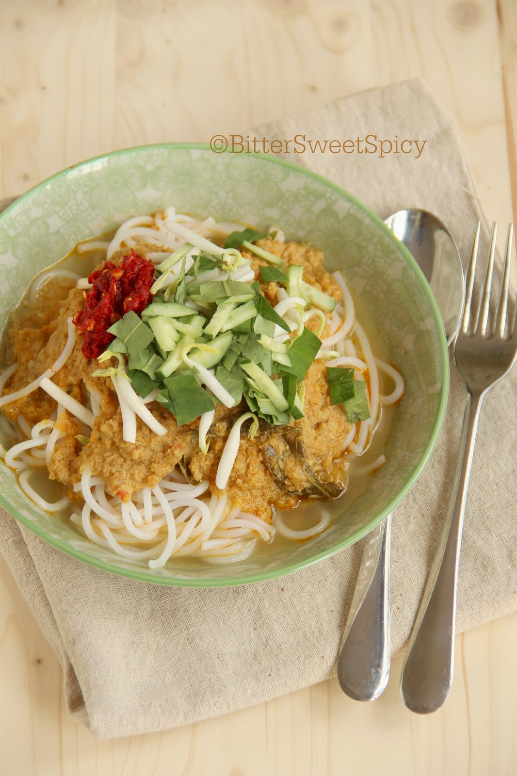 BitterSweetSpicy: Laksa Kampung Siglap a.k.a. Laksa Johor