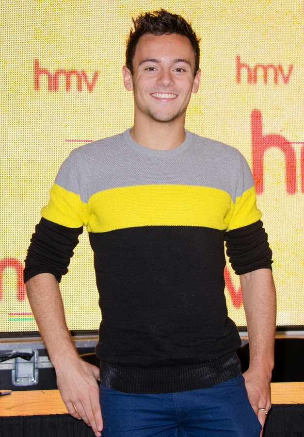 VJBrendan.com: Tom Daley Promotes His 2014 Calendar