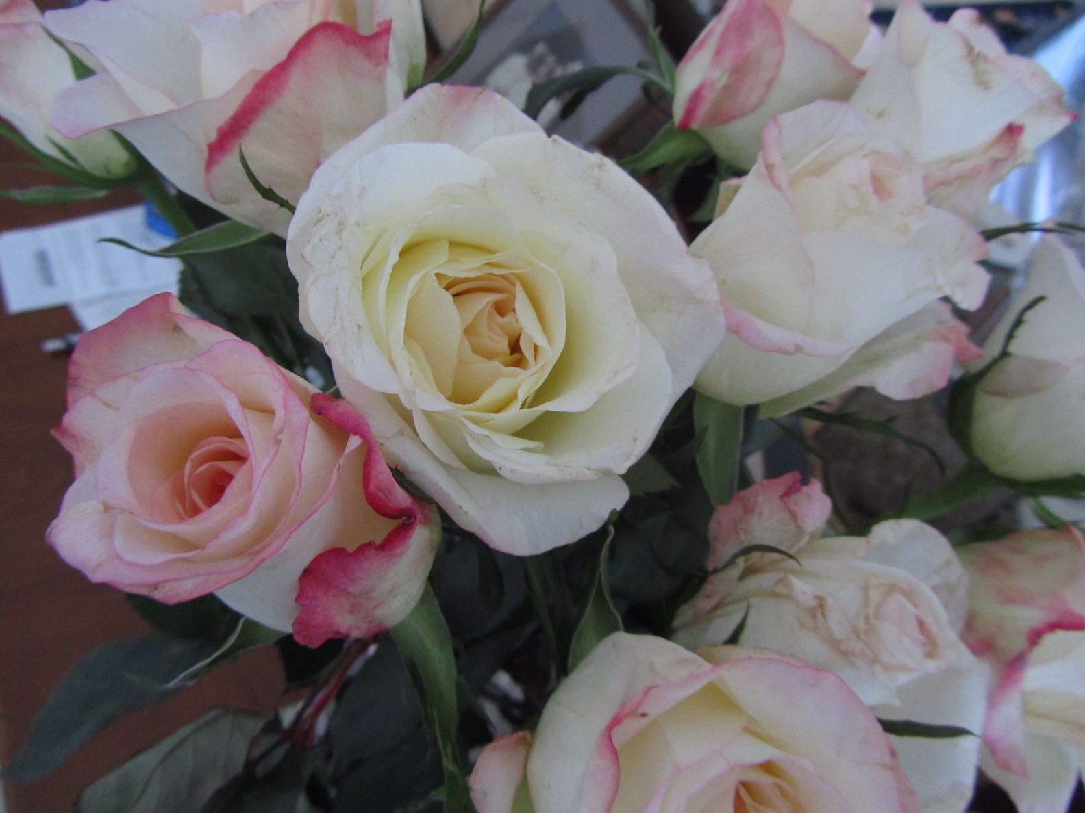creative savv: Salvaging Droopy Roses in a Bouquet Using Straight Pins