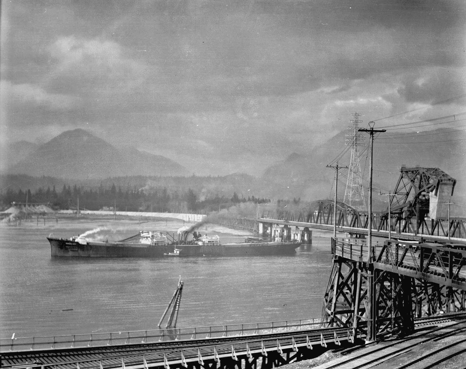 BMN: Oil and the Second Narrows bridge