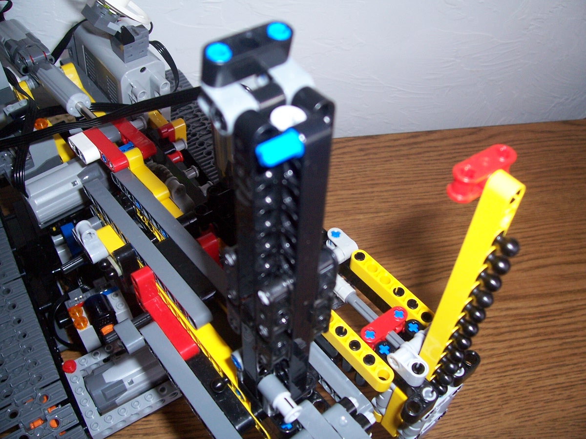 Moshi's Lego Creations: Experimental PF Tank (Very Old)