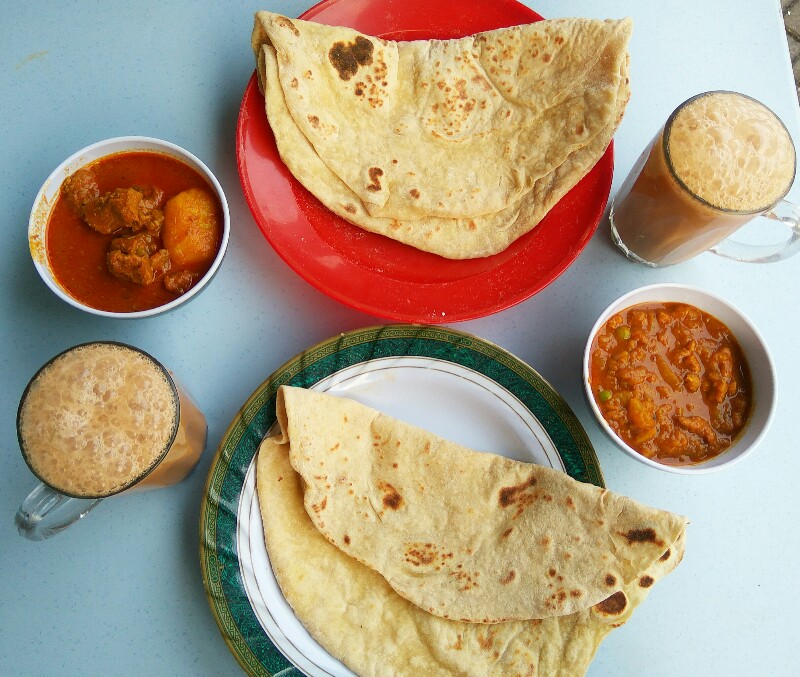 Kedai Makcik Capati Seksyen 8 Shah Alam