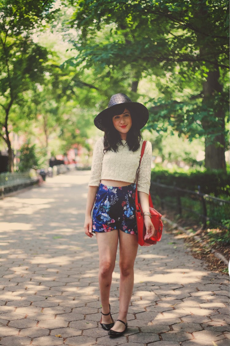 Flashes of Style: Summer Staple