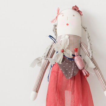 Elfie's World: APOLLINE A PARIS