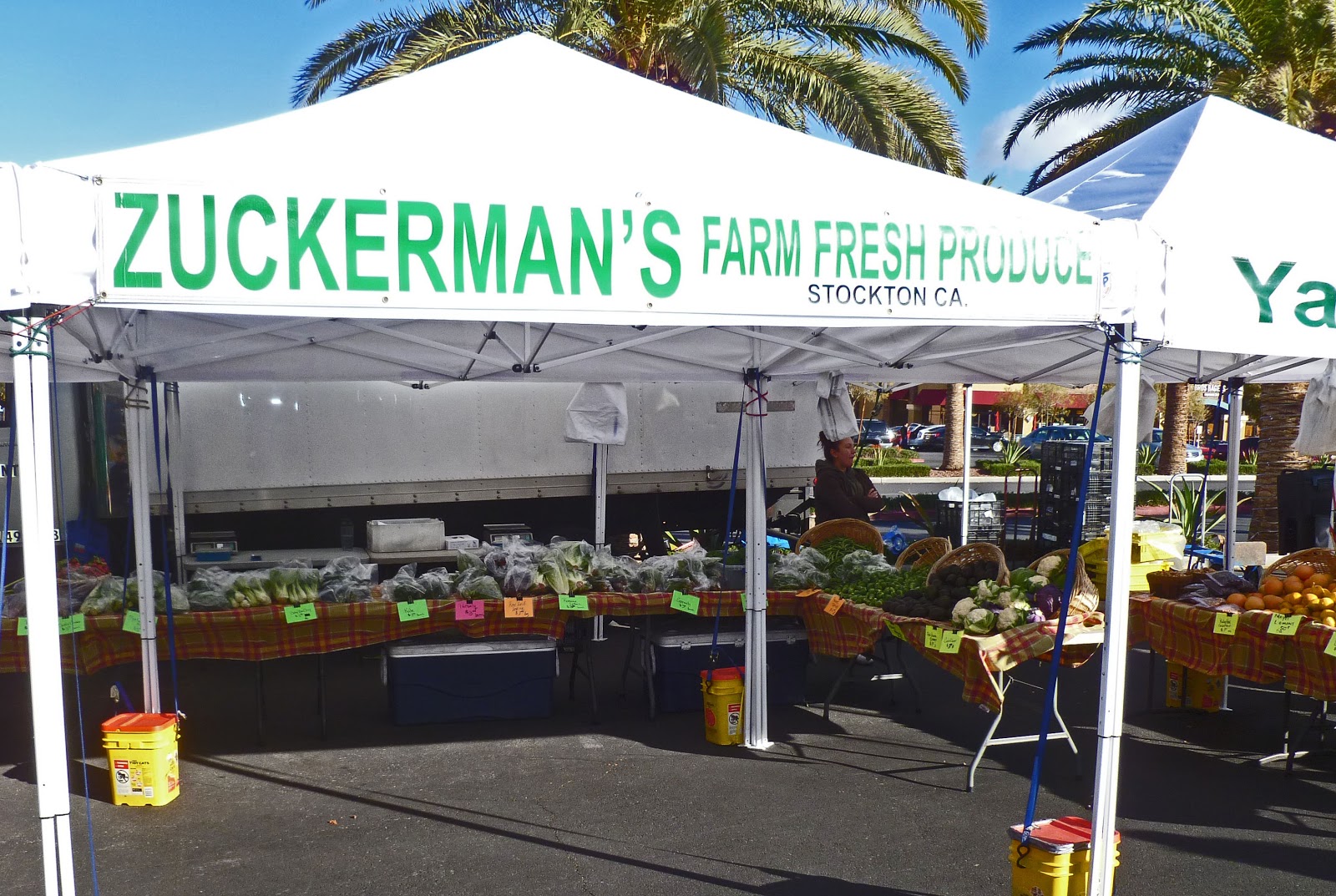 MAD MEAT GENIUS: VIVA LAS VEGAS FARMERS MARKET