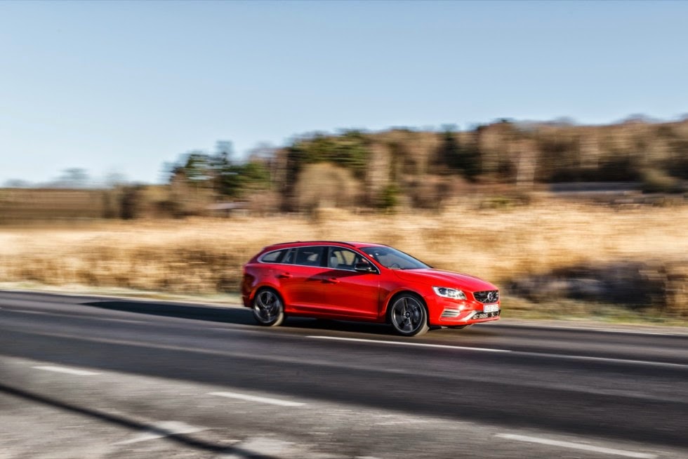 Test: Einzeltest Volvo V60 D5 AWD Black R