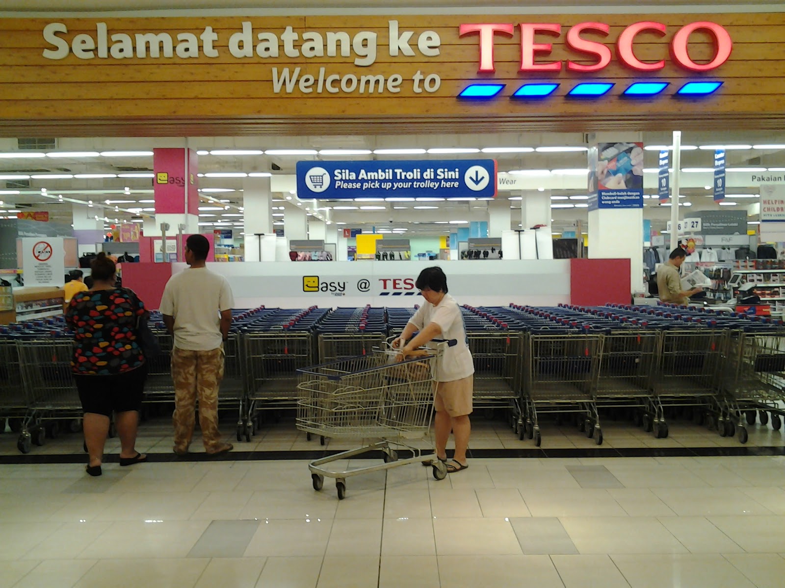 ..NaHandsomeGirl..: Dua Puluh Empat Jam