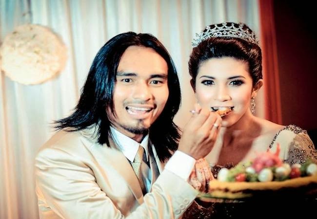 Amar Baharin Enggan Masuk Campur, Suami Izreen Nafi Cerai