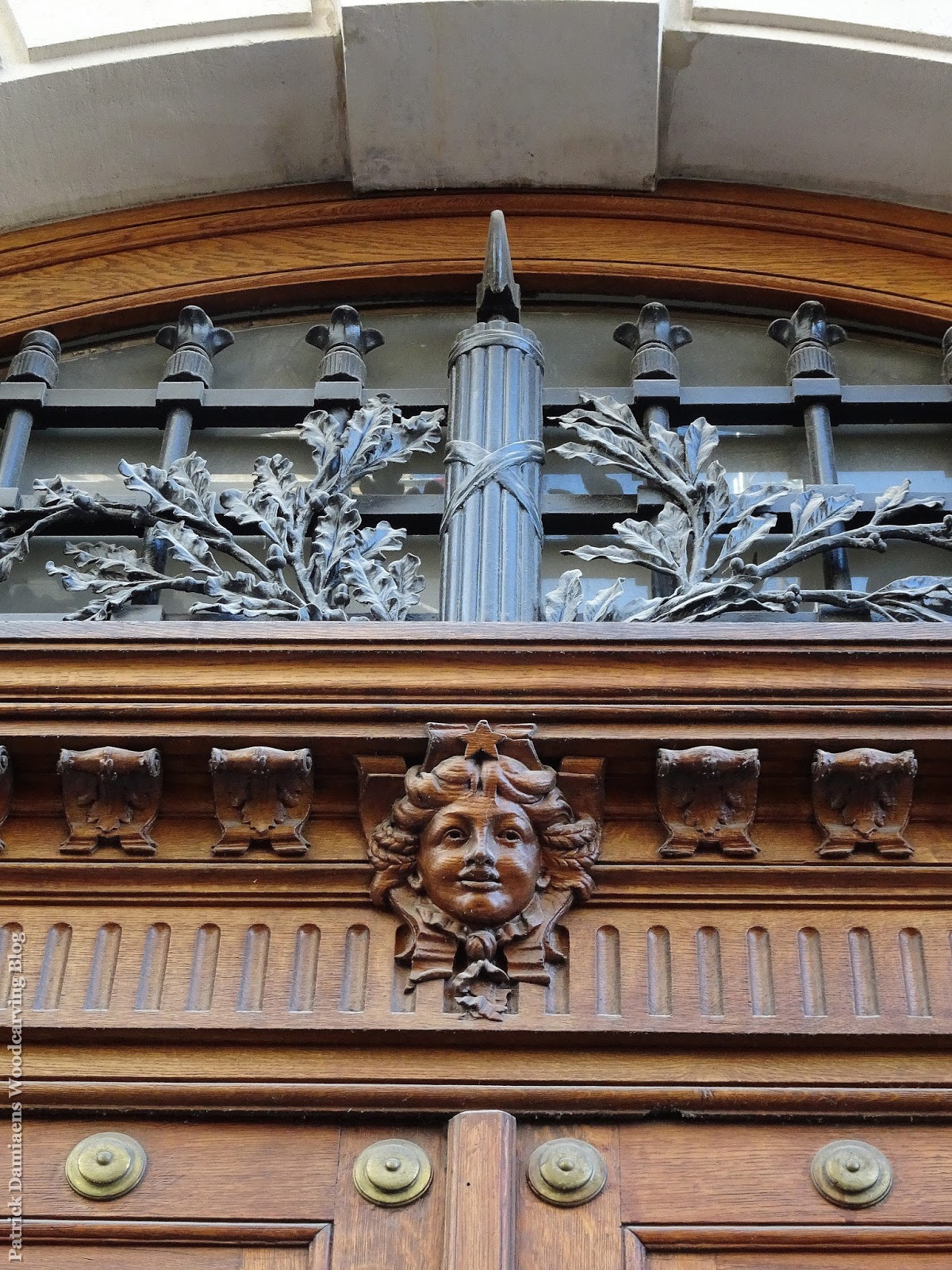 ORNAMENTAL WOODCARVER Patrick Damiaens: Fasces symbol as an ornament ...