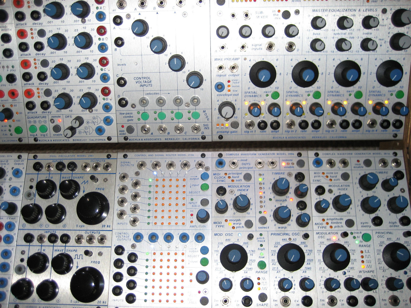 MATRIXSYNTH: Buchla 200e System with Verbos 258v