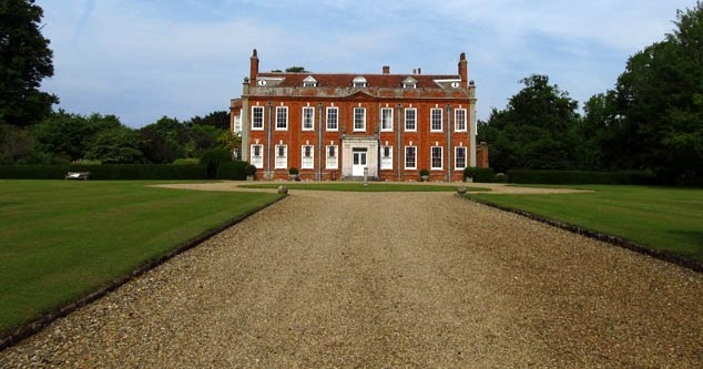 The Dragon's Cache: Lady Jane Felsham's House