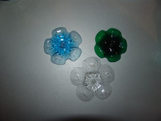 101bricolaje: Flori din sticle de plastic