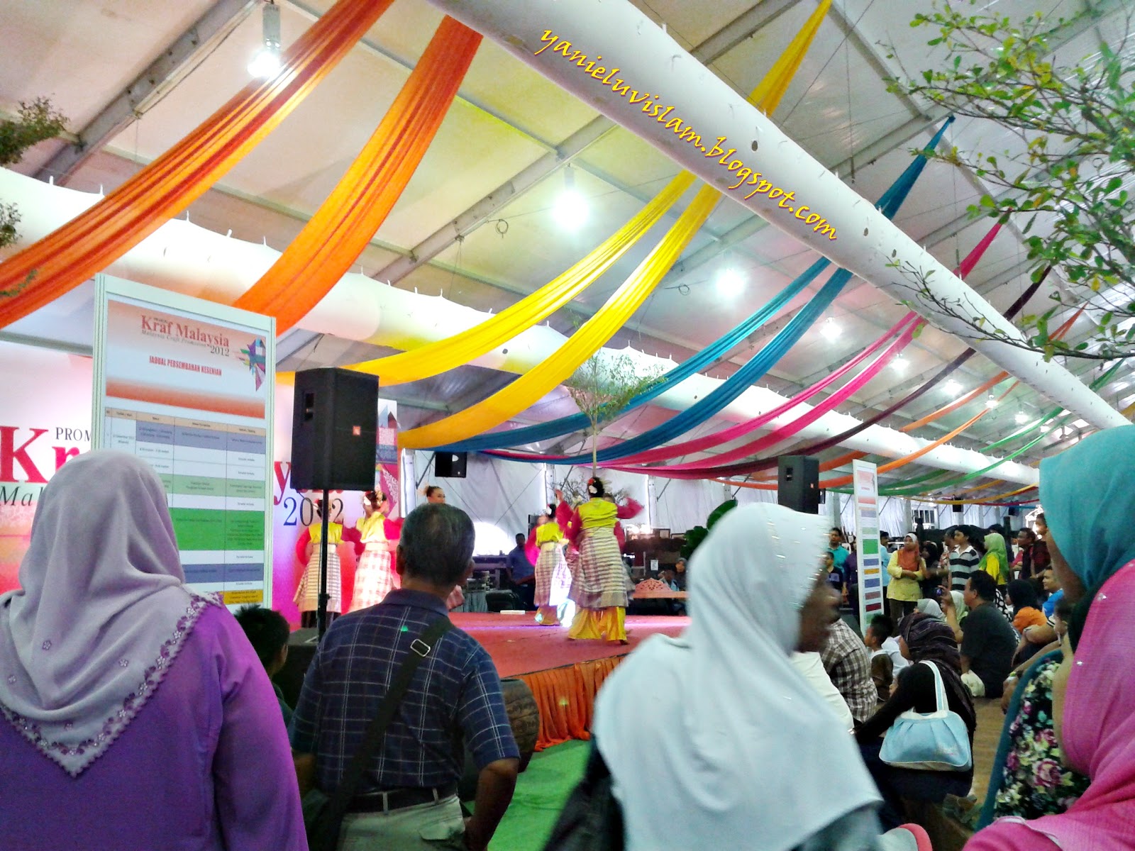 Bidadari Syurga: Hari cuti HOL