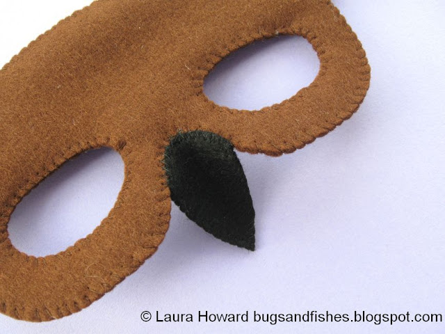 Bugs and Fishes by Lupin: Felt Owl Mask Tutorial for Halloween