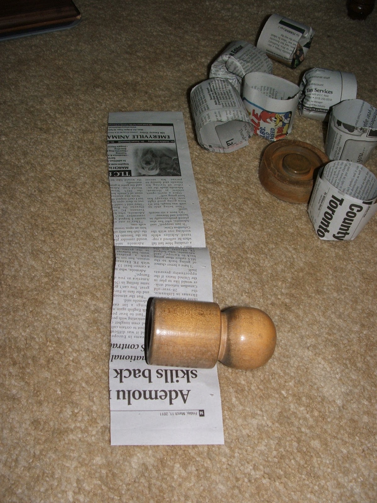God's Growing Garden: Garden Tools - Newspaper Pot Maker