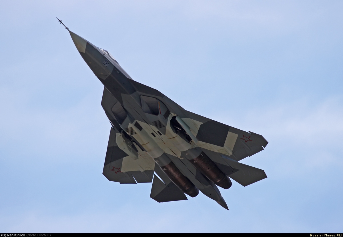 Jet & Prop by FalkeEins: MAKs 2011 T-50 and MiG 35