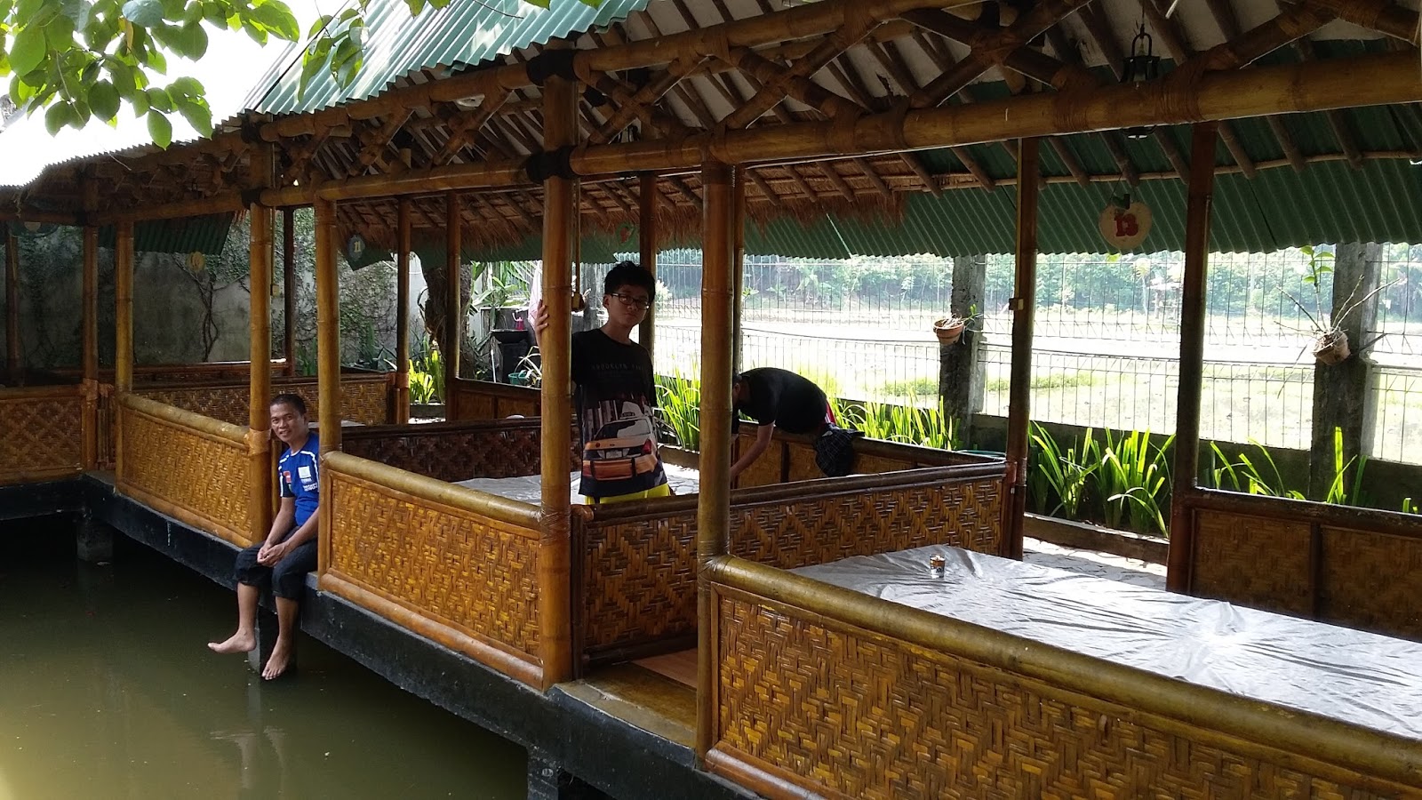 LIFE IS BEAUTIFUL: Pindang Kepala Simba RM Ika Lampung...