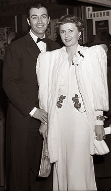 Vince Keenan: Book: A Life of Barbara Stanwyck: Steel-True 1907-1940 ...