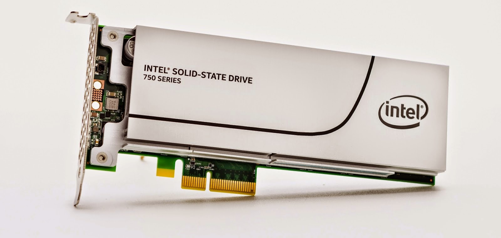 Fadia Azzahra Blog: Intel Series 750 1.2 TB PCIe SSD