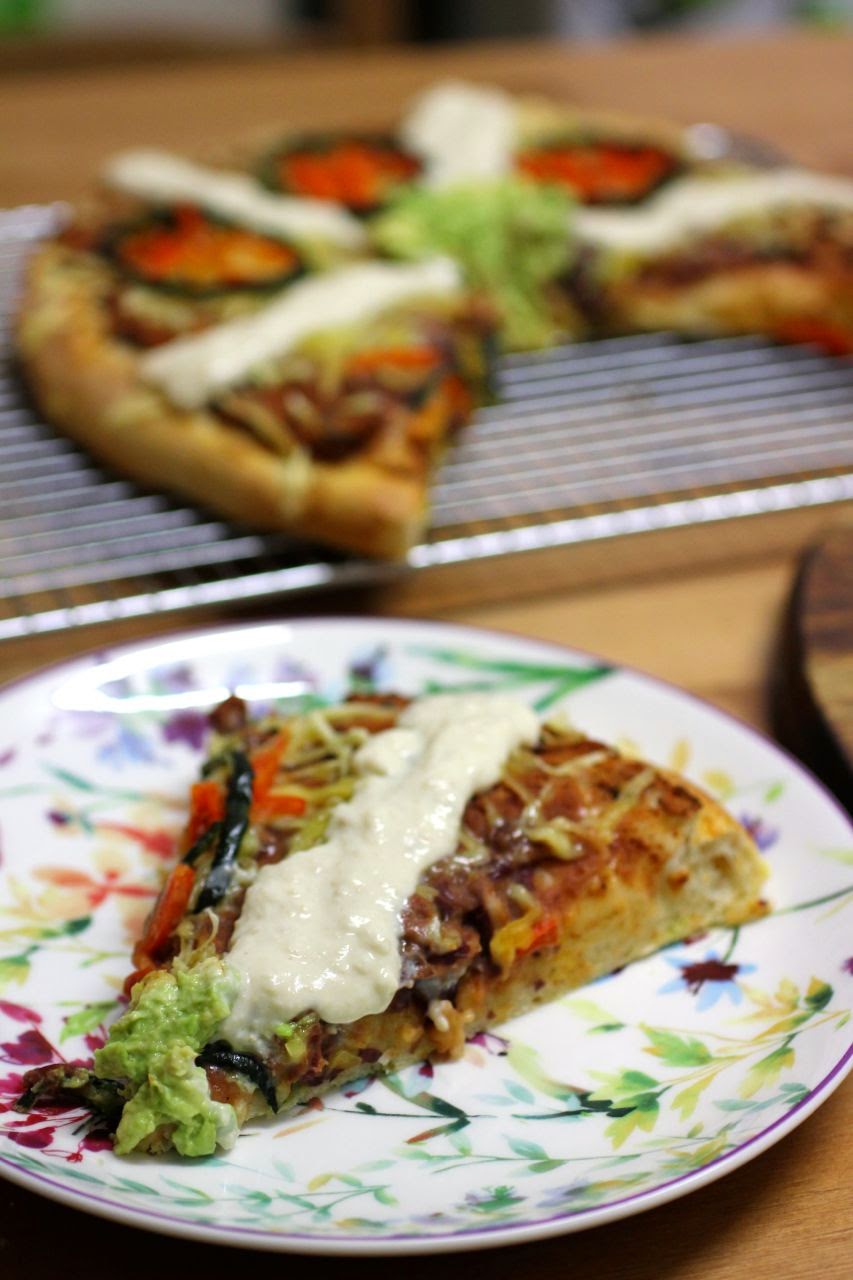 Green Gourmet Giraffe: Smoky Tex Mex Pizza with sourdough base
