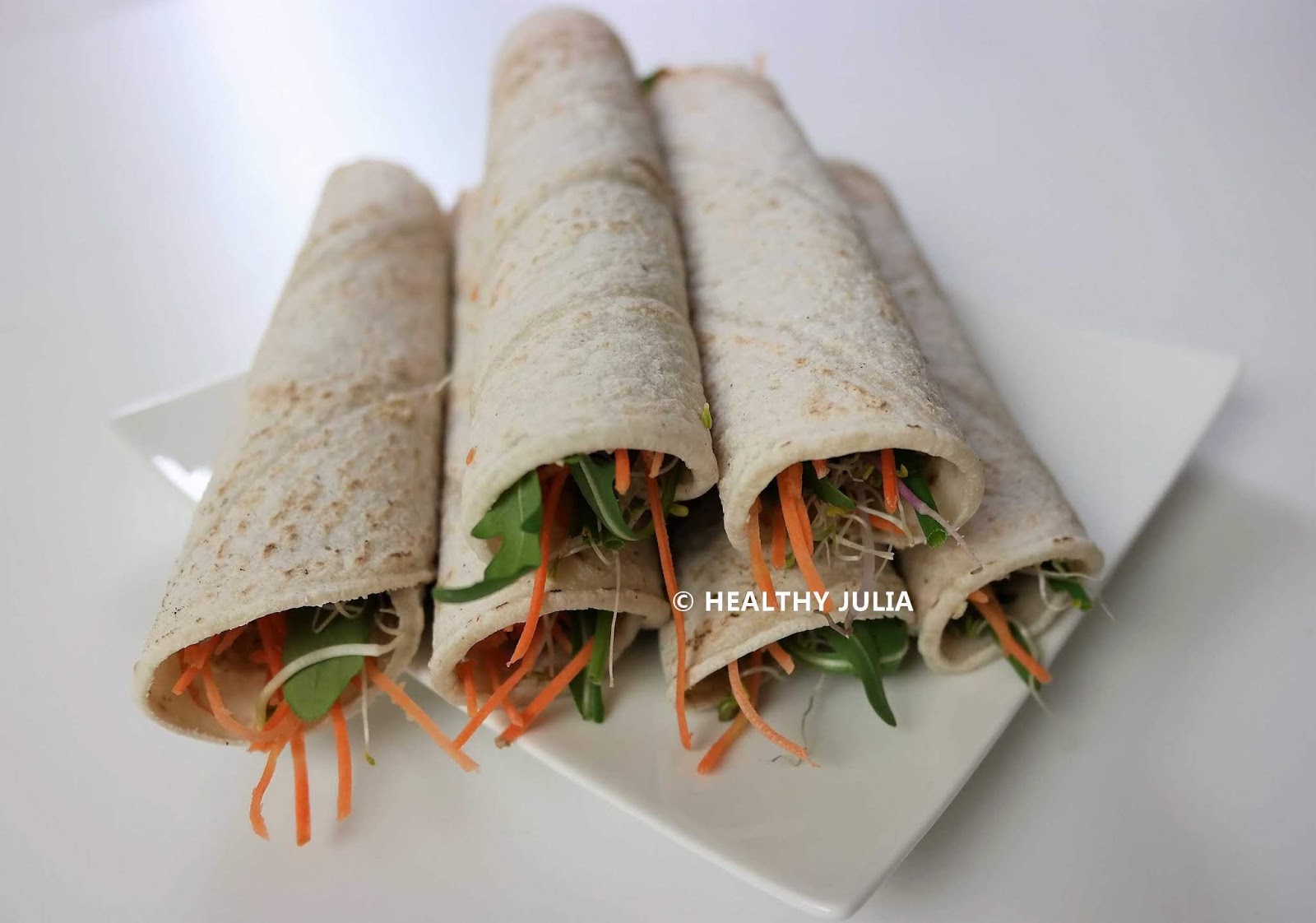 COOKING JULIA : WRAPS AUX CRUDITÉS ET HOUMOUS
