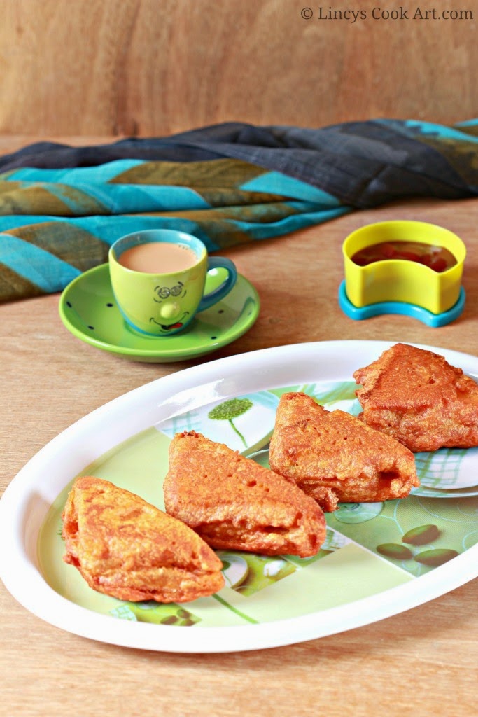 Stuffed Bread Bajji/ Potato Stuffed Bread Fritters/ Potato Stuffed ...