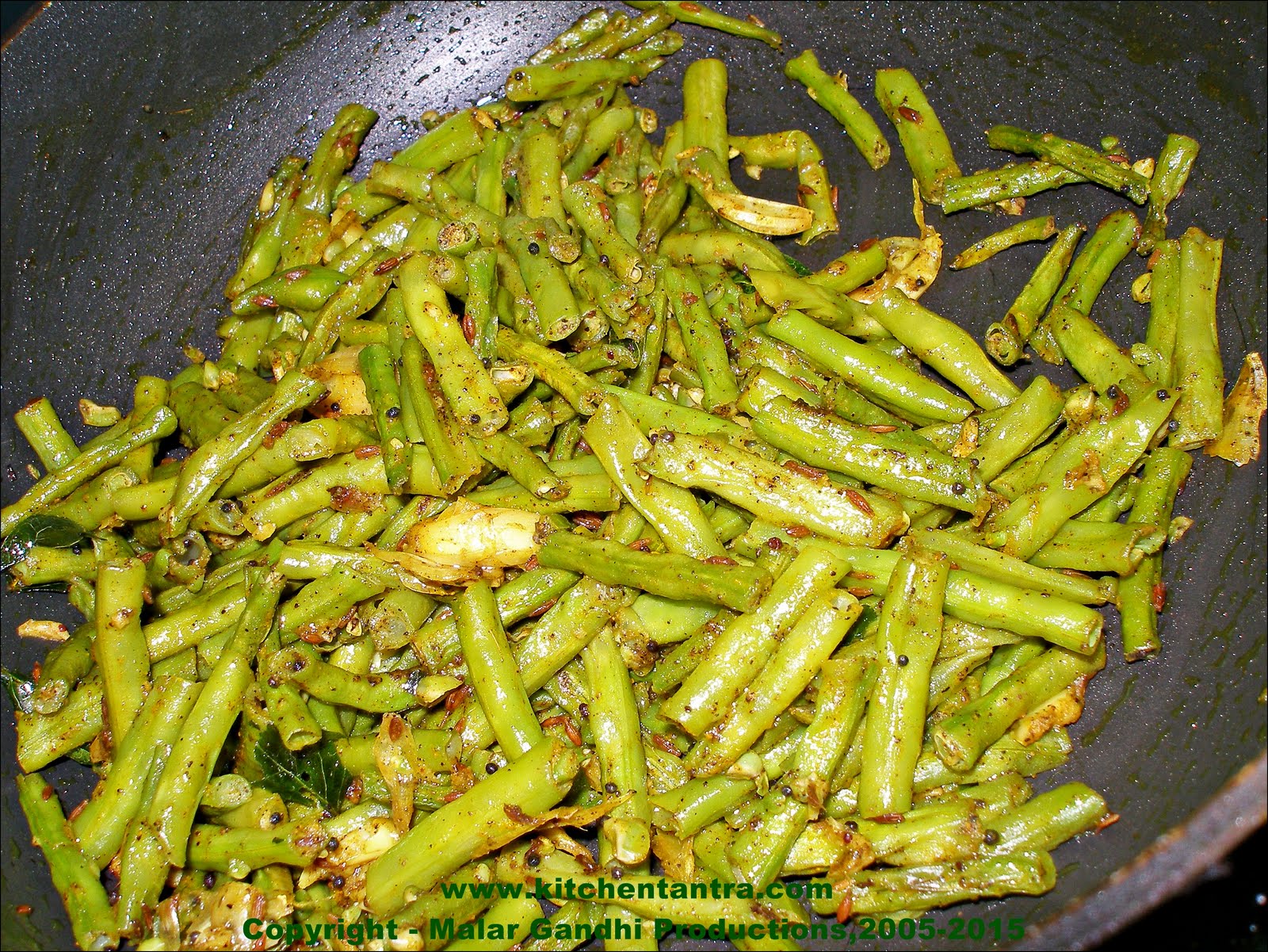 Karamani Kai Poriyal / Long Yard Beans Stir-Fry | Kitchen Tantra
