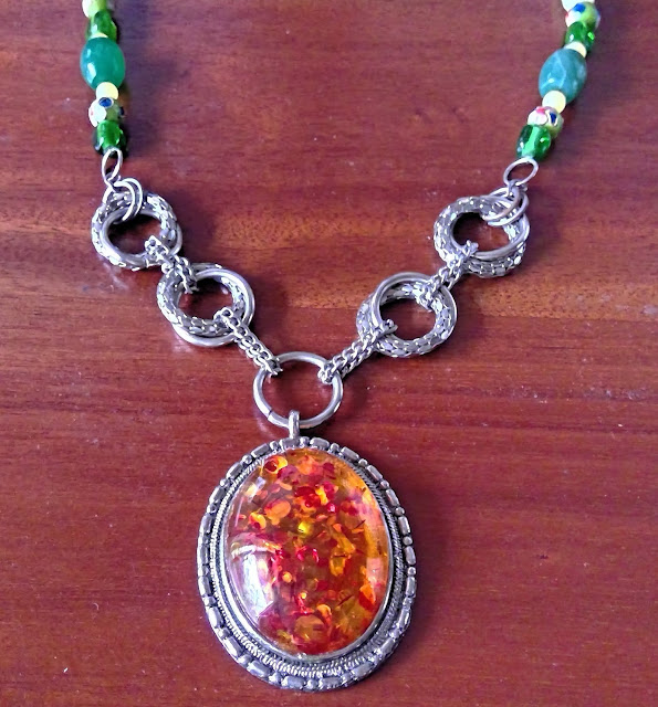 Dressed to Dress - Creativity and Fashion of Note: Refashioning jewellery