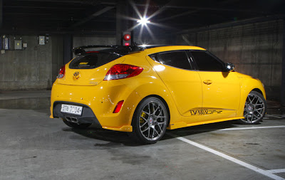 Envelopados e Tunados: Veloster Tunado