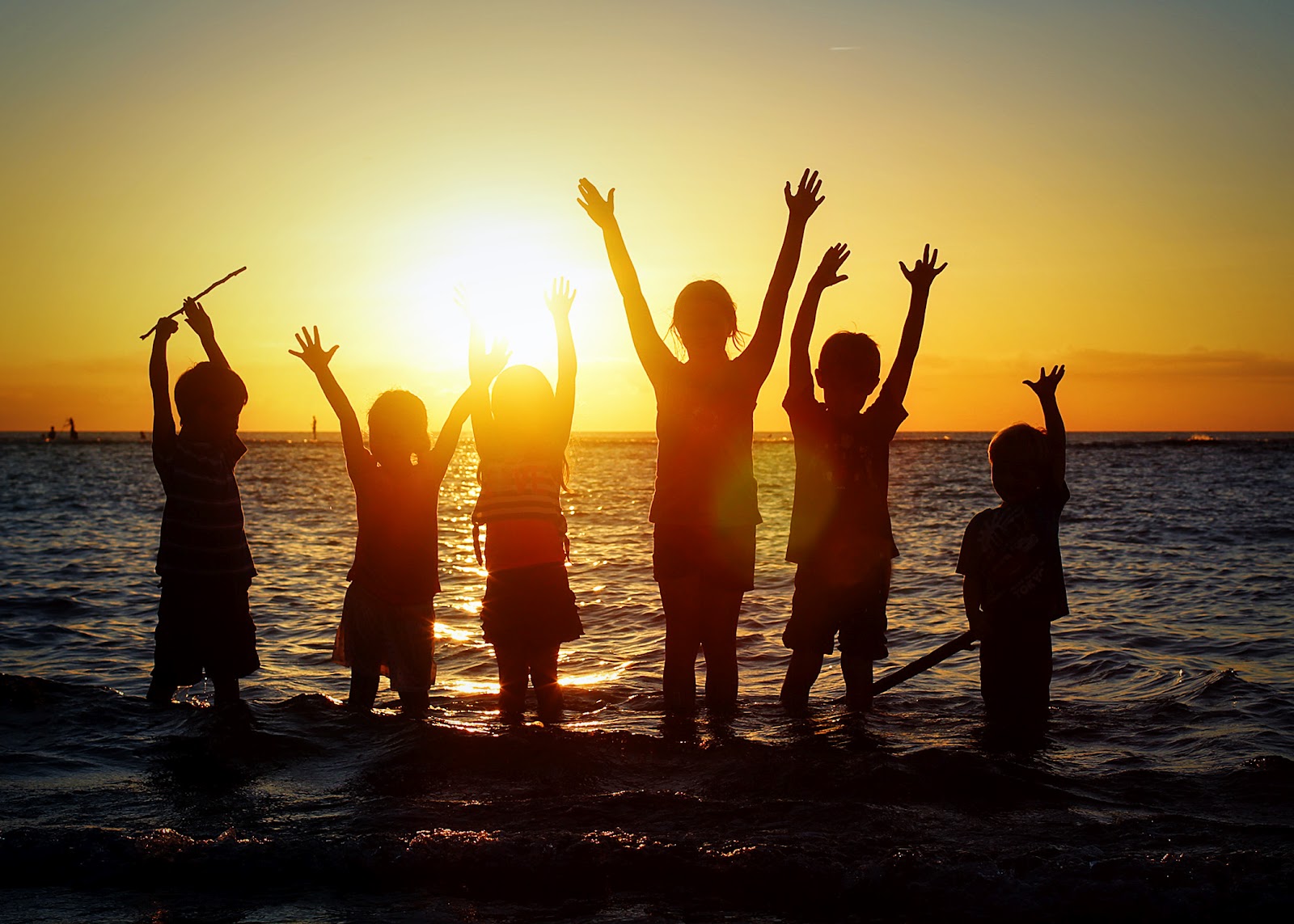 sunset kids images - usseek.com