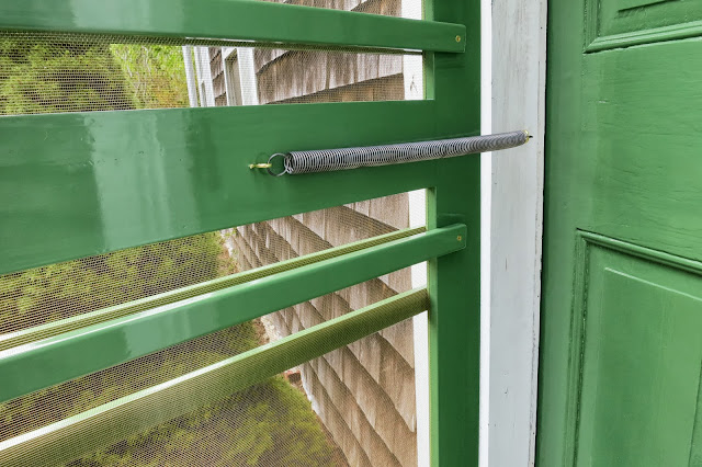 An Old Farm: Custom Building A Sceen Door