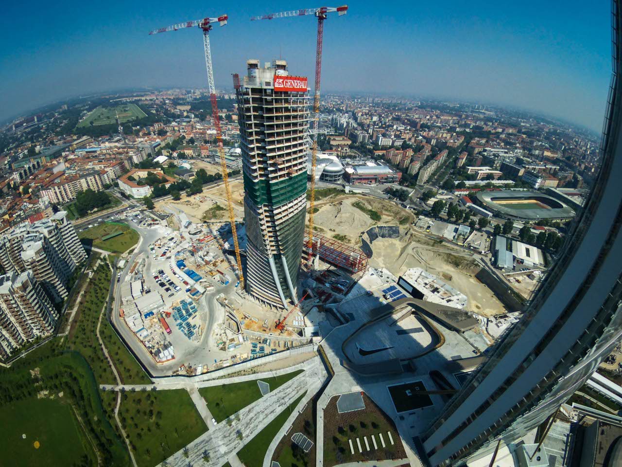 PRANCHETA DE ARQUITETO: PROJ CORPORATIVO: GENERALI TOWER, MILÃO