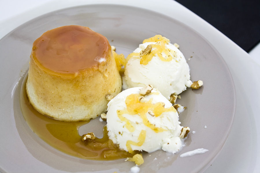 e-cocinablog: flan de membrillo con helado de queso fresco