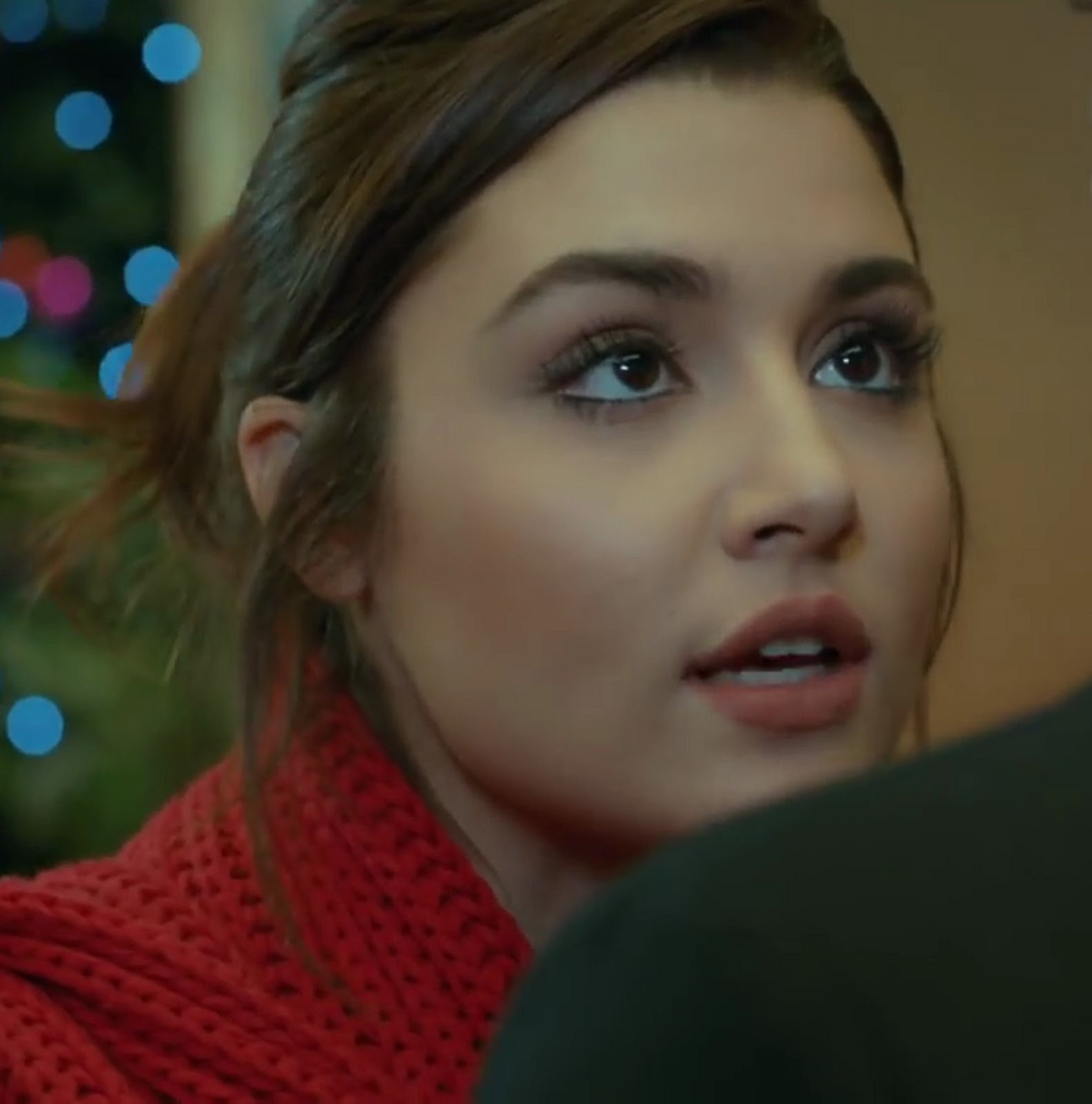 My TV Beauty: Miss Turkey Hande Ercel As Hayat Uzun In Turkish TV ...