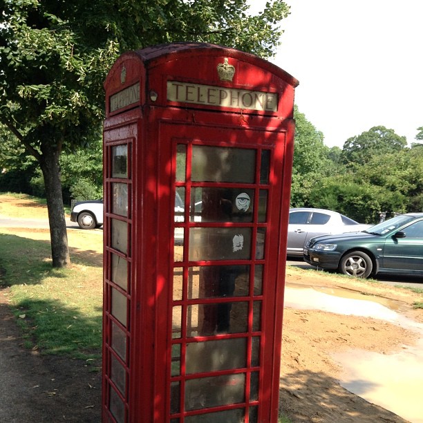 British Telephone Boxes Icons of Style - Britain All Over Travel Guide