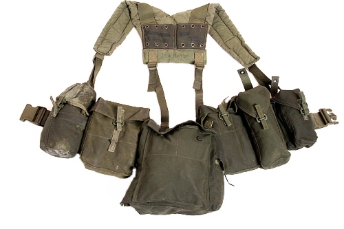 Webbingbabel: Canadian Army 1982 Pattern Webbing System