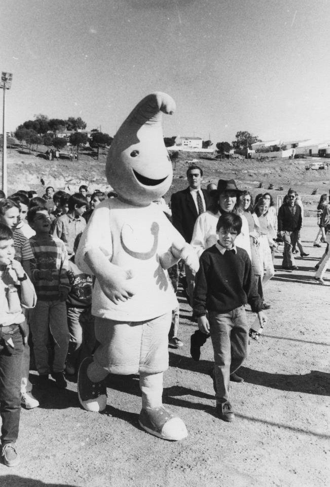 estado de Barrancos: Quando o Gil (mascote da EXPO 1998) veio a Barrancos