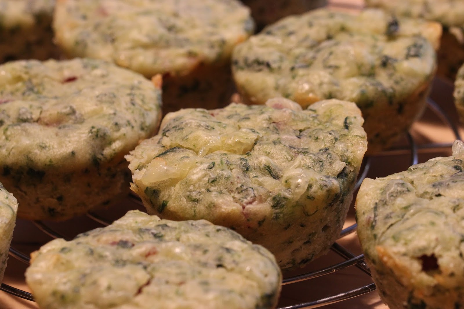 Leckereien aus der (Mini-)Küche: Spinat-Käse-Muffins